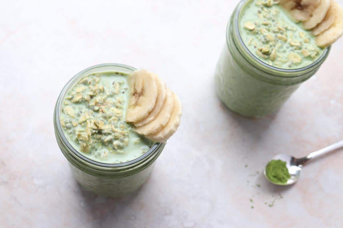 Matcha Overnight Oats - Monica Nedeff